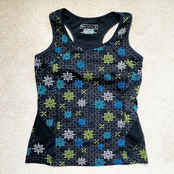 tek gear | Tops | Black Floral Print Athletic Workout Top | Poshmark